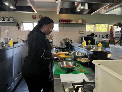 Souper heroes: Chefs with Compassion cook 104 360 litres of soup for ...