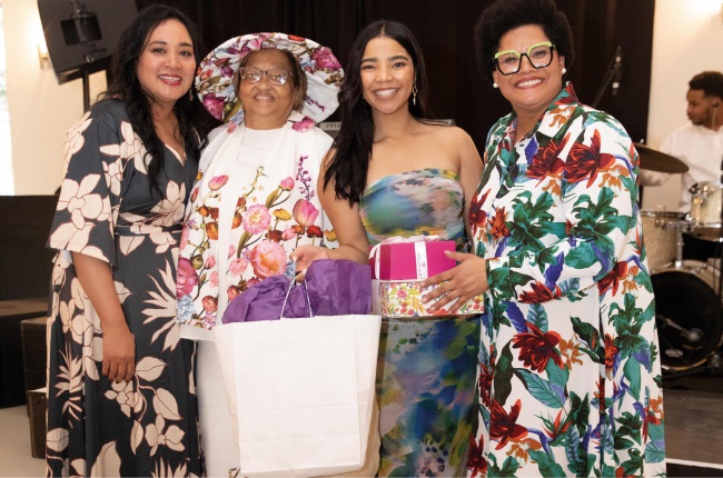 Suidooster-sterre, “fabulous florals” en kos vir die siel by Kuier ...