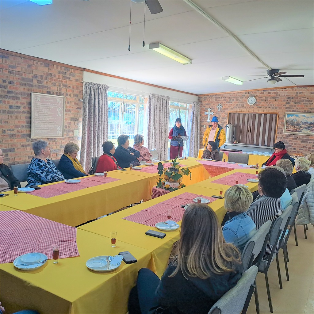 Rushof samel R20 000 in | Netwerk24