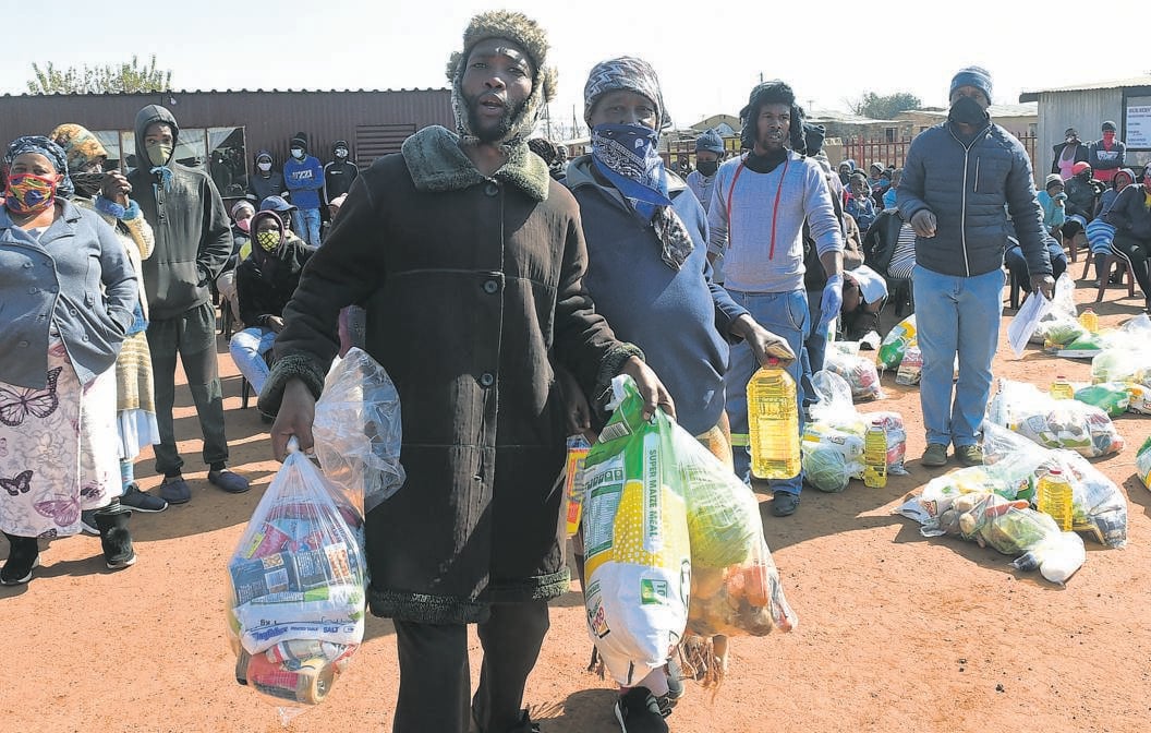 PICS: FOOD PARCELS BRING RELIEF | Daily Sun