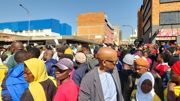 DEVELOPING | Joburg fire: Death toll now at 77 after 3 people die in ...