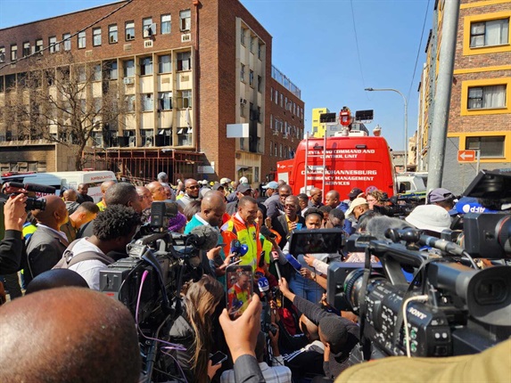 DEVELOPING | Joburg fire: Death toll now at 77 after 3 people die in ...