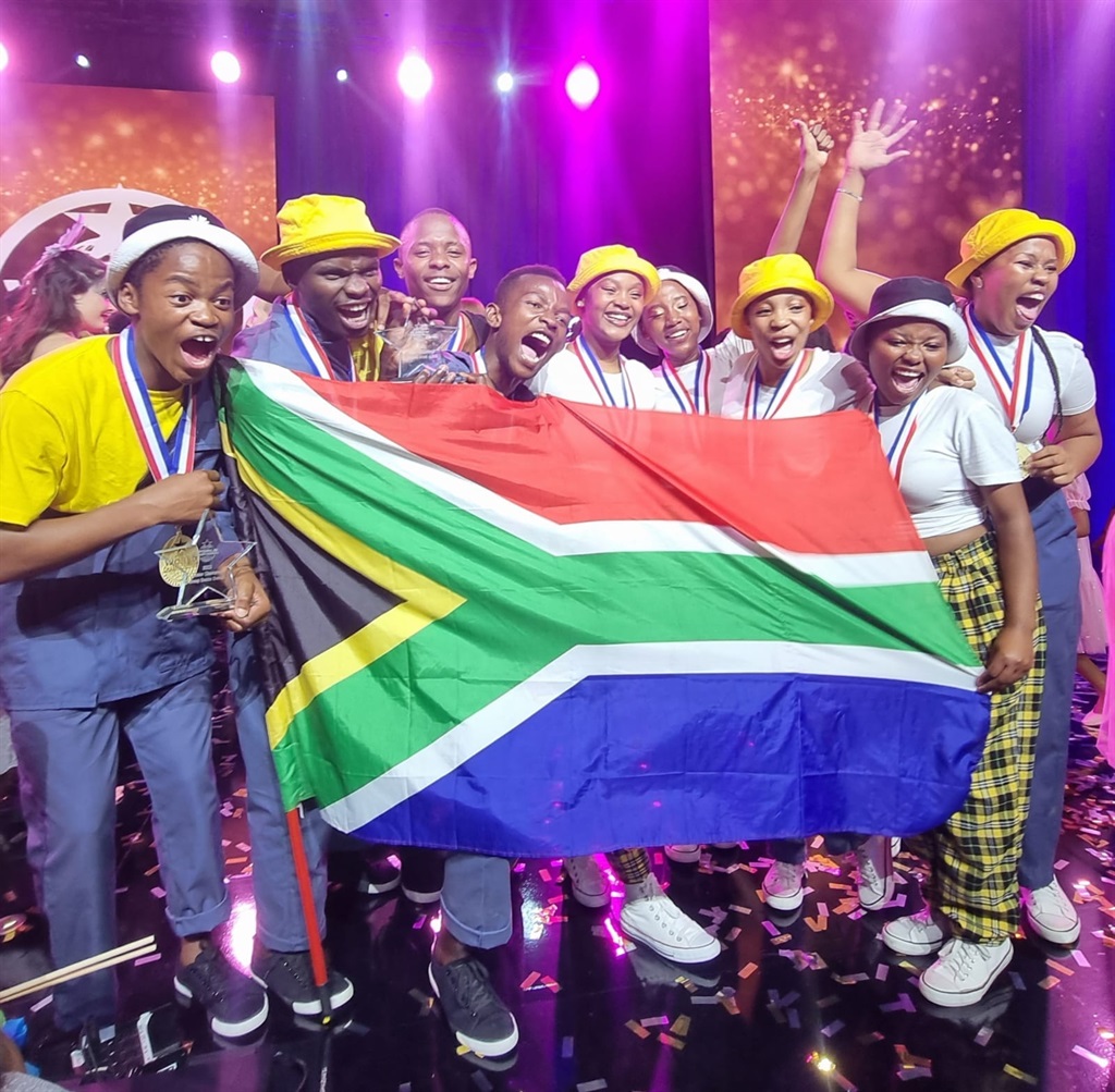 Mzansi CHAMPS shine oorkant! | Daily Sun