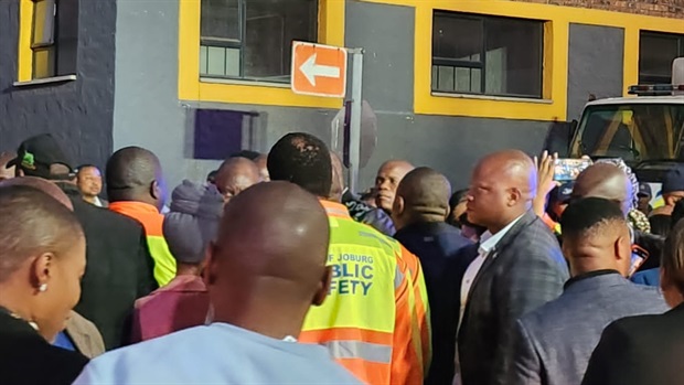 DEVELOPING | Joburg fire: Death toll now at 77 after 3 people die in ...