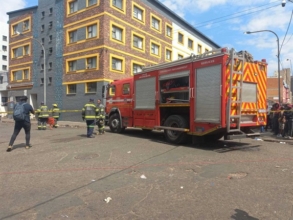 DEVELOPING | Joburg fire: Death toll now at 77 after 3 people die in ...