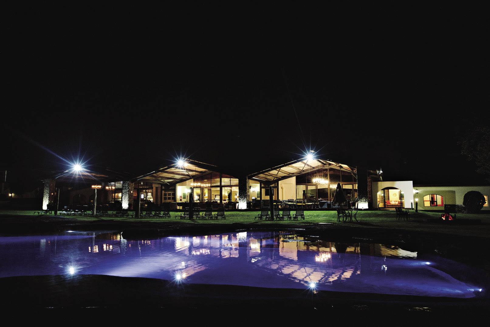 Bly hier: Bushman's Nek Berg and Trout Resort