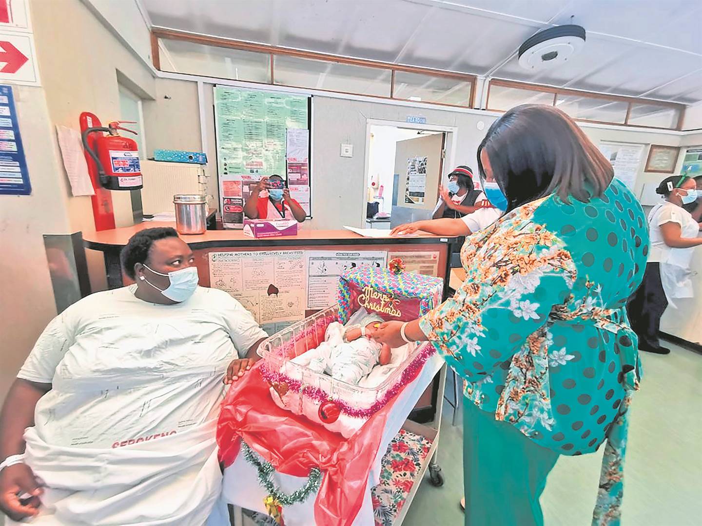 CHRISTMAS BUNDLES OF JOY! | Daily Sun