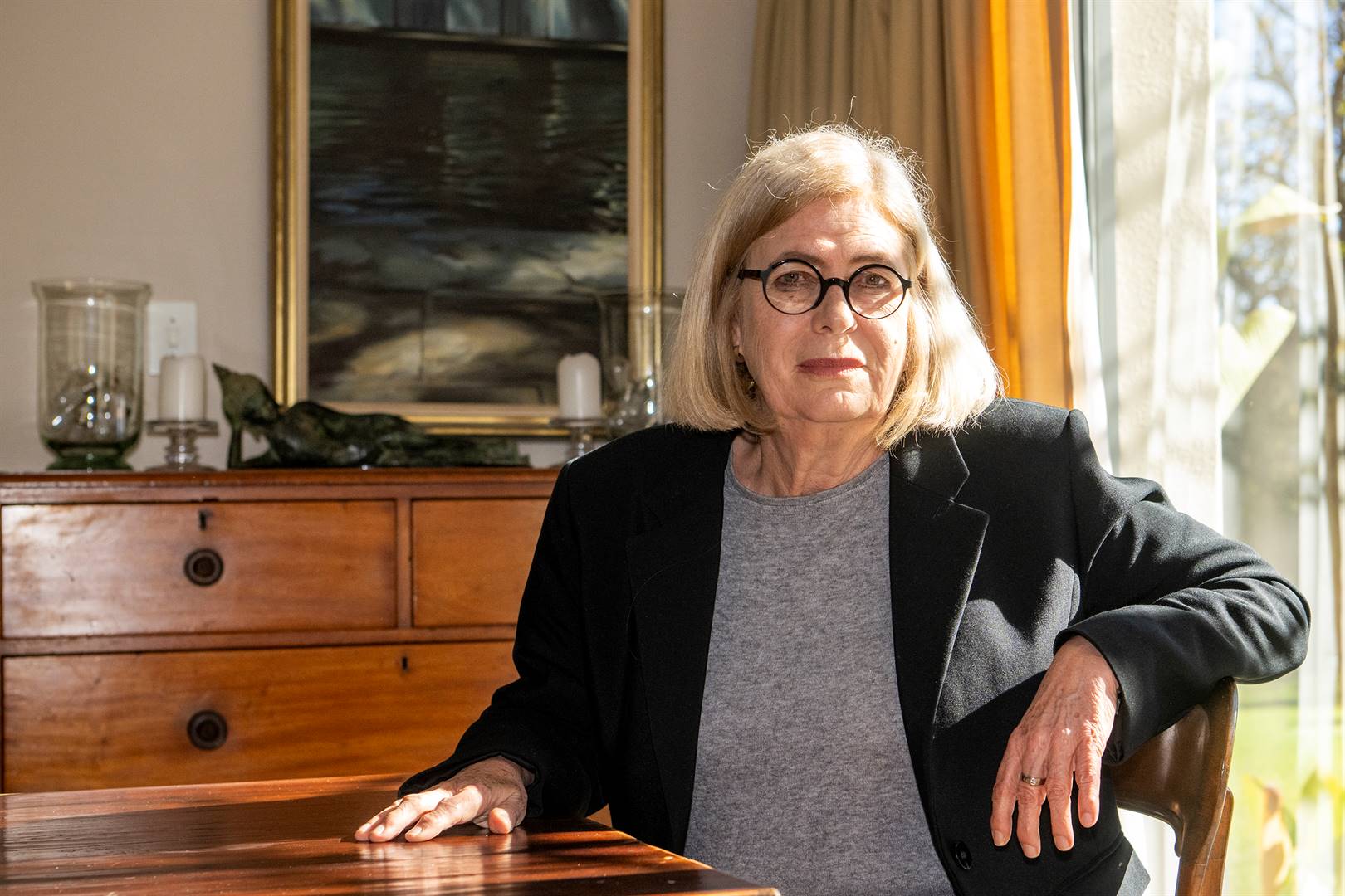 Prof. Louise Viljoen oor ‘Ingrid Jonker: Die papie roer en ek word ...