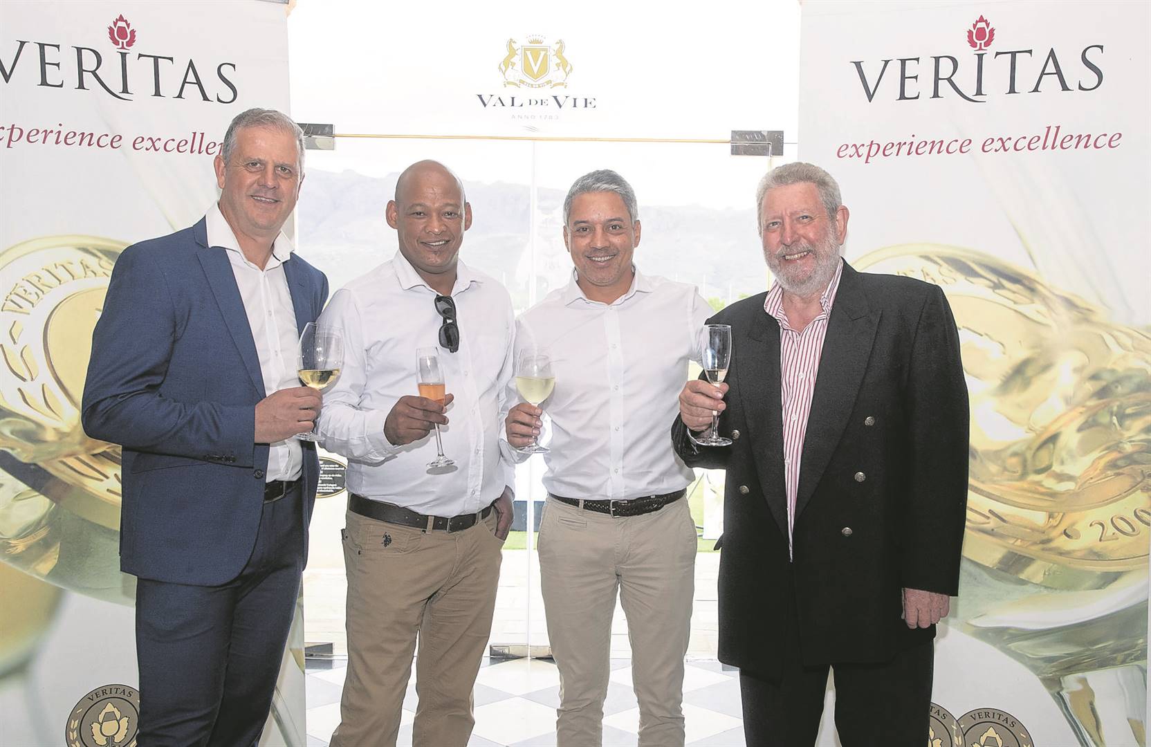 Veritas vier 30 jaar in styl | Netwerk24