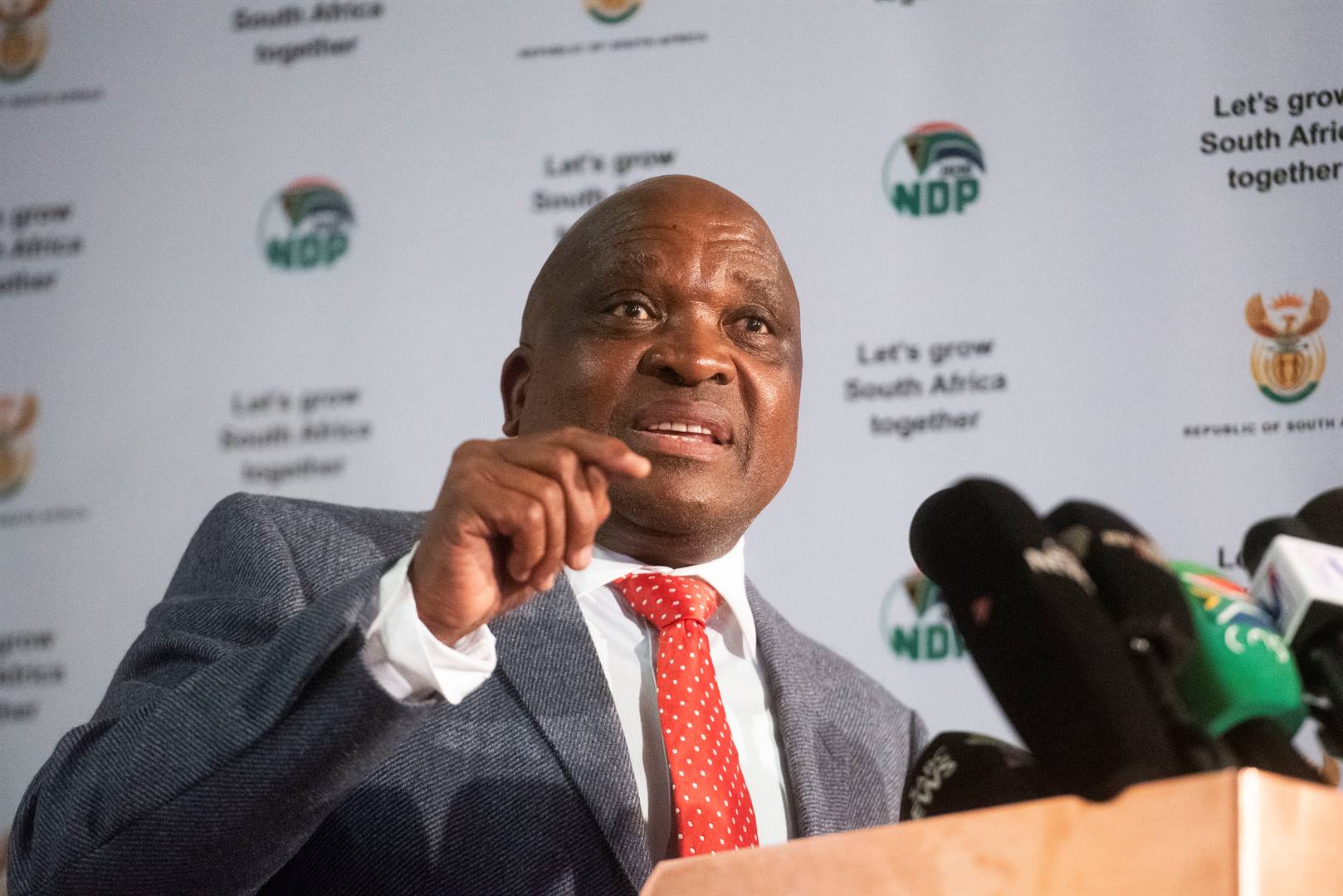 1540 ambulances take to SA's roads to boost festive season response ...