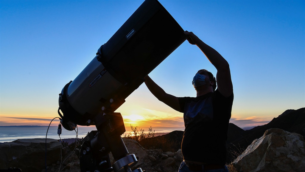 'Great Conjunction': Earthlings treated to rare alignment of Jupiter ...