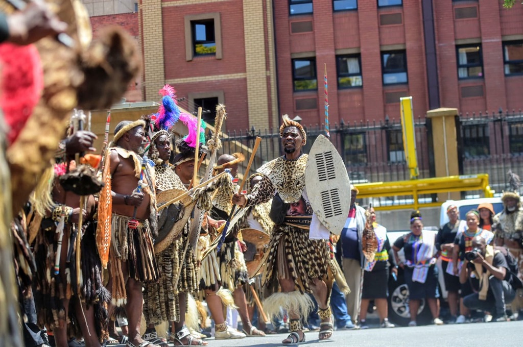 PICS: Royal Zulu Battle - 'Uncles attack their own son!' | Daily Sun