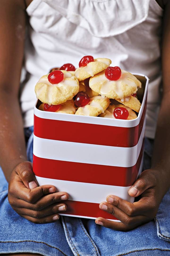 Vlakoekies met kersies | Landbou