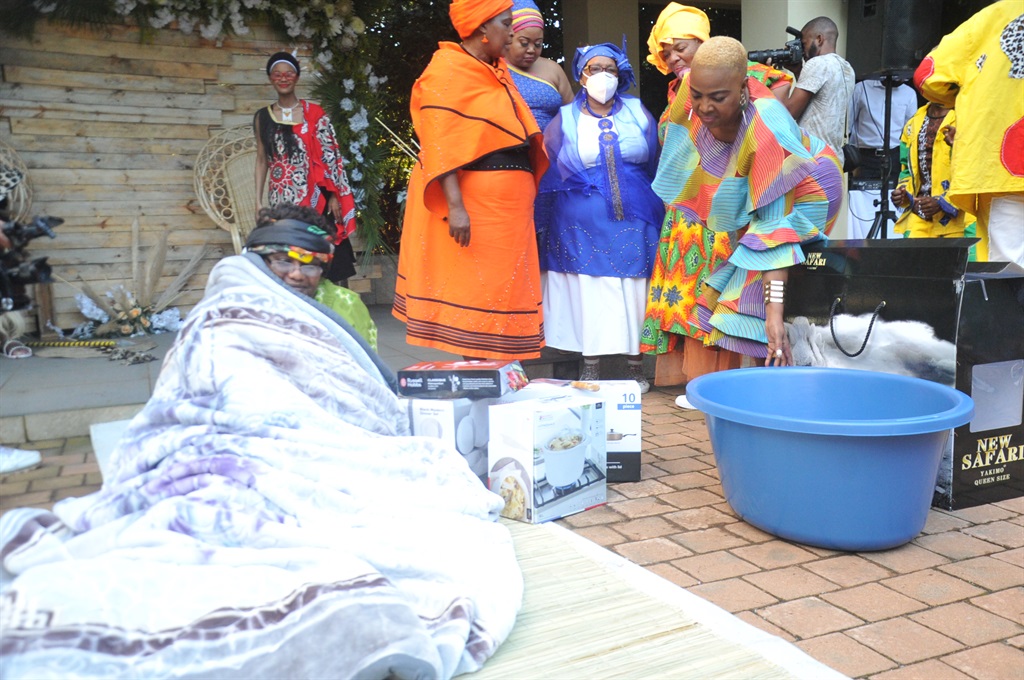 PICS: BABES AND MPINTSHO'S WEDDING! | Daily Sun