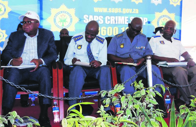 Gatvol locals burn police chief’s ears! | Daily Sun